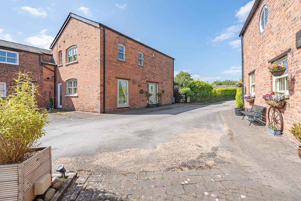 Chester Lane Farm, Marton Green – CW Estate Agents